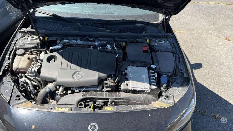 Melns Mercedes-Benz A 200 2021 Tauragė, ar dzinēja tilpumu 1.95 L un nobraukumu 57 tūkst. km par 13800 €, foto 6 vietnē AUTOMOTO.COM.LV