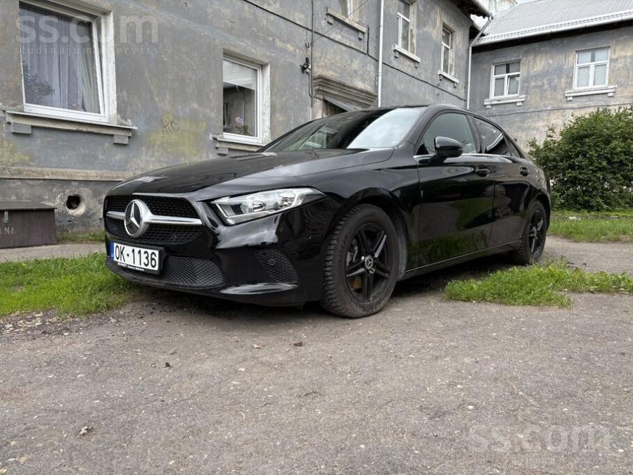 Black Mercedes-Benz A 200 2020 in Liepaja, with an engine capacity of 1.40 L and mileage of 60 thousand km for 25500 €, photo 1 on AUTOMOTO.COM.LV