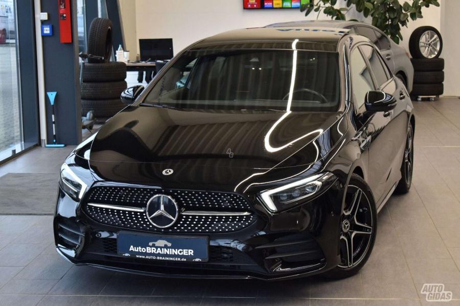 Melns Mercedes-Benz A 200 2021 Kauņa, ar dzinēja tilpumu 2.00 L un nobraukumu 24 tūkst. km par 32119 €, foto 1 vietnē AUTOMOTO.COM.LV