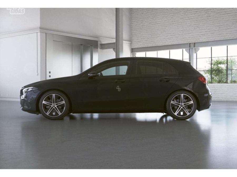 Melns Mercedes-Benz A 200 2021 Kauņa, ar dzinēja tilpumu 1.30 L un nobraukumu 56 tūkst. km par 28456 €, foto 3 vietnē AUTOMOTO.COM.LV