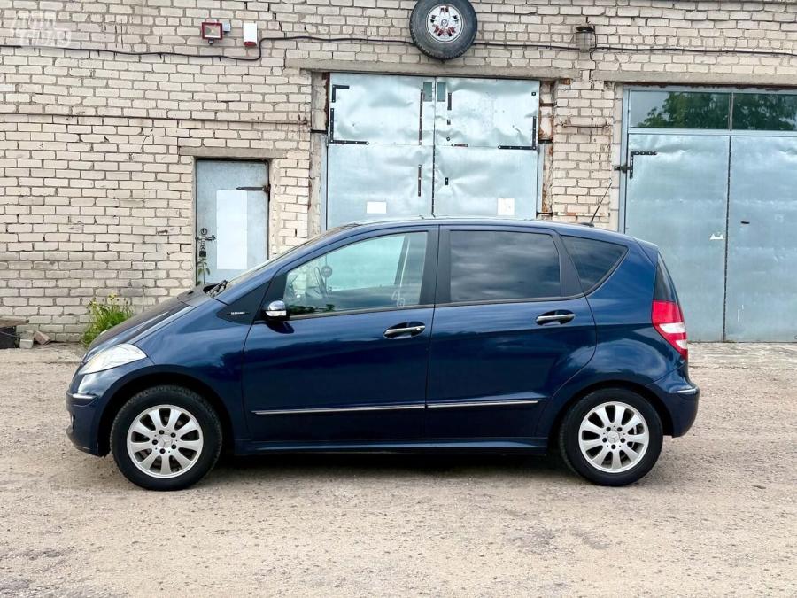 Blue Mercedes-Benz A 200 2005 in Silute, with an engine capacity of 2.00 L and mileage of 252 thousand km for 1150 €, photo 7 on AUTOMOTO.COM.LV