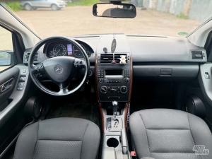 Blue Mercedes-Benz A 200 2005 in Silute, with an engine capacity of 2.00 L and mileage of 252 thousand km for 1150 €, photo 10 on AUTOMOTO.COM.LV
