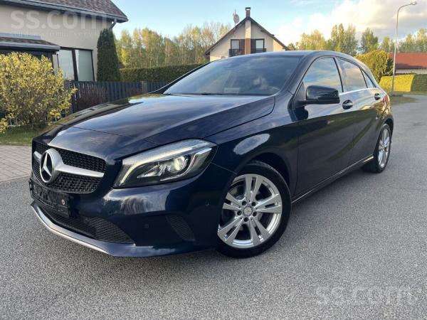 Zils Mercedes-Benz A 200 2017 Rīga, ar dzinēja tilpumu 1.60 L un nobraukumu 199 tūkst. km par 8950 €, foto 3 vietnē AUTOMOTO.COM.LV