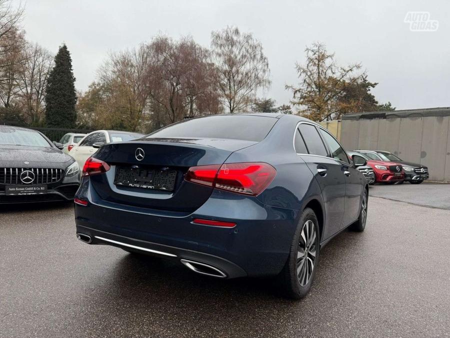 Blue Mercedes-Benz A 200 2021 in Kaunas, with an engine capacity of 1.30 L and mileage of 22 thousand km for 29486 €, photo 5 on AUTOMOTO.COM.LV