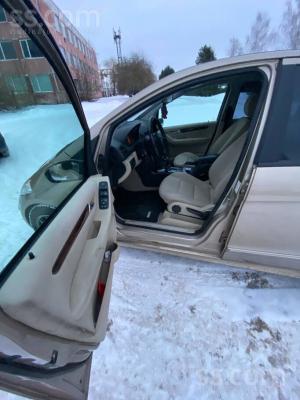 Brown Mercedes-Benz A 200 2006 in Jelgava, with an engine capacity of 2.00 L and mileage of 354 thousand km for 1150 €, photo 10 on AUTOMOTO.COM.LV