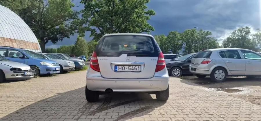 Pelēks Mercedes-Benz A 200 2005 Valmiera, ar dzinēja tilpumu 2.00 L un nobraukumu 347 tūkst. km par 1650 €, foto 5 vietnē AUTOMOTO.COM.LV