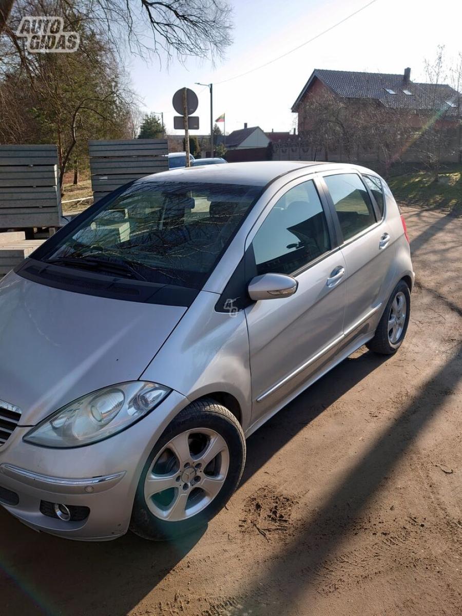 Grey Mercedes-Benz A 200 2006 in Marijampole, with an engine capacity of 2.00 L and mileage of 315 thousand km for 1000 €, photo 2 on AUTOMOTO.COM.LV