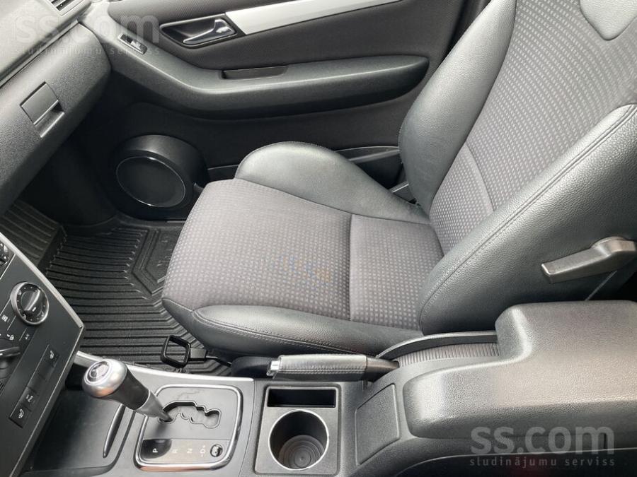 Pelēks Mercedes-Benz A 200 2007 Talsi, ar dzinēja tilpumu 2.00 L un nobraukumu 183 tūkst. km par 3300 €, foto 21 vietnē AUTOMOTO.COM.LV