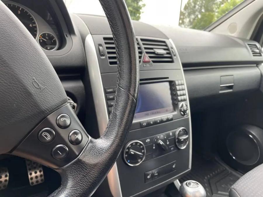 Grey Mercedes-Benz A 200 2007 in Talsi, with an engine capacity of 2.00 L and mileage of 183 thousand km for 3300 €, photo 17 on AUTOMOTO.COM.LV