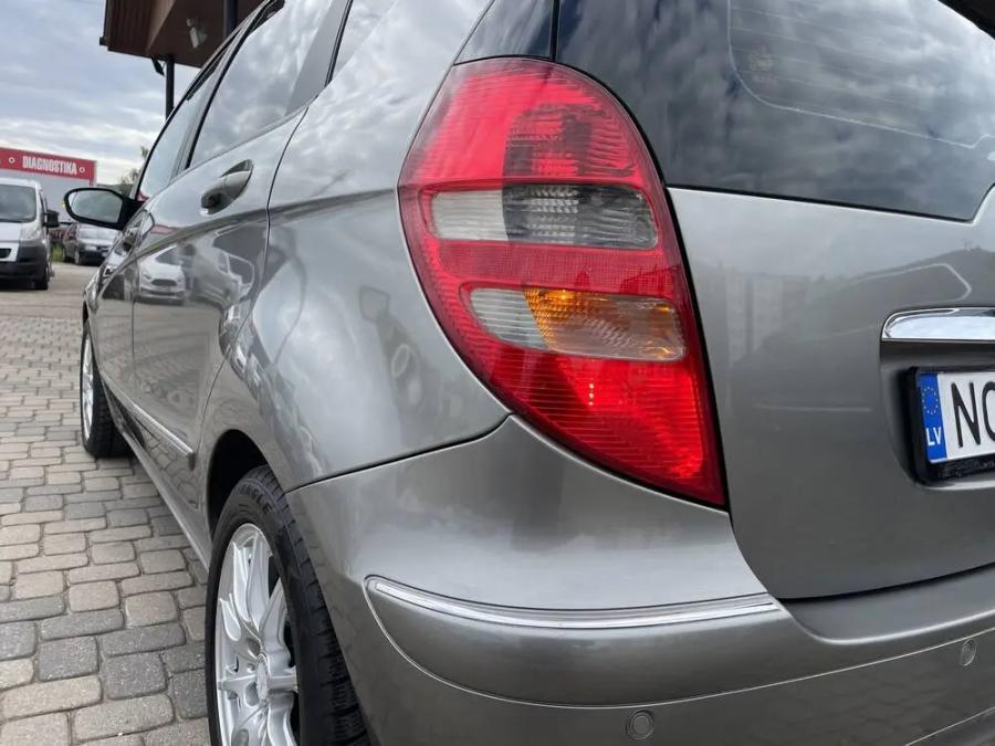 Grey Mercedes-Benz A 200 2007 in Talsi, with an engine capacity of 2.00 L and mileage of 183 thousand km for 3300 €, photo 24 on AUTOMOTO.COM.LV