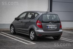 Pelēks Mercedes-Benz A 200 2008 Rīga, ar dzinēja tilpumu 2.00 L un nobraukumu 189 tūkst. km par 3990 €, foto 7 vietnē AUTOMOTO.COM.LV