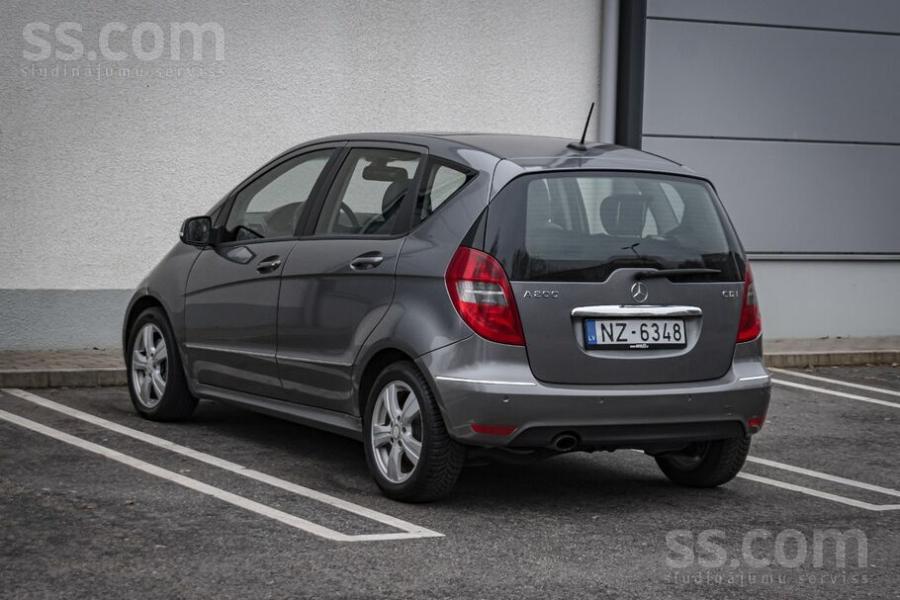 Pelēks Mercedes-Benz A 200 2008 Rīga, ar dzinēja tilpumu 2.00 L un nobraukumu 189 tūkst. km par 3990 €, foto 7 vietnē AUTOMOTO.COM.LV
