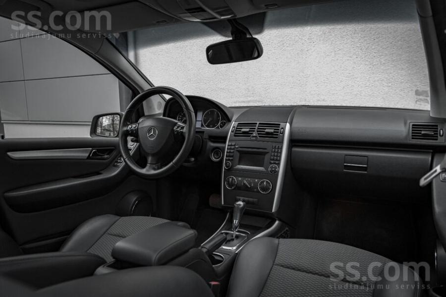 Pelēks Mercedes-Benz A 200 2008 Rīga, ar dzinēja tilpumu 2.00 L un nobraukumu 189 tūkst. km par 3990 €, foto 16 vietnē AUTOMOTO.COM.LV