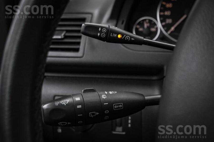 Pelēks Mercedes-Benz A 200 2008 Rīga, ar dzinēja tilpumu 2.00 L un nobraukumu 189 tūkst. km par 3990 €, foto 20 vietnē AUTOMOTO.COM.LV