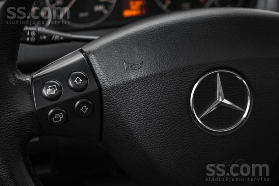 Pelēks Mercedes-Benz A 200 2008 Rīga, ar dzinēja tilpumu 2.00 L un nobraukumu 189 tūkst. km par 3990 €, foto 21 vietnē AUTOMOTO.COM.LV