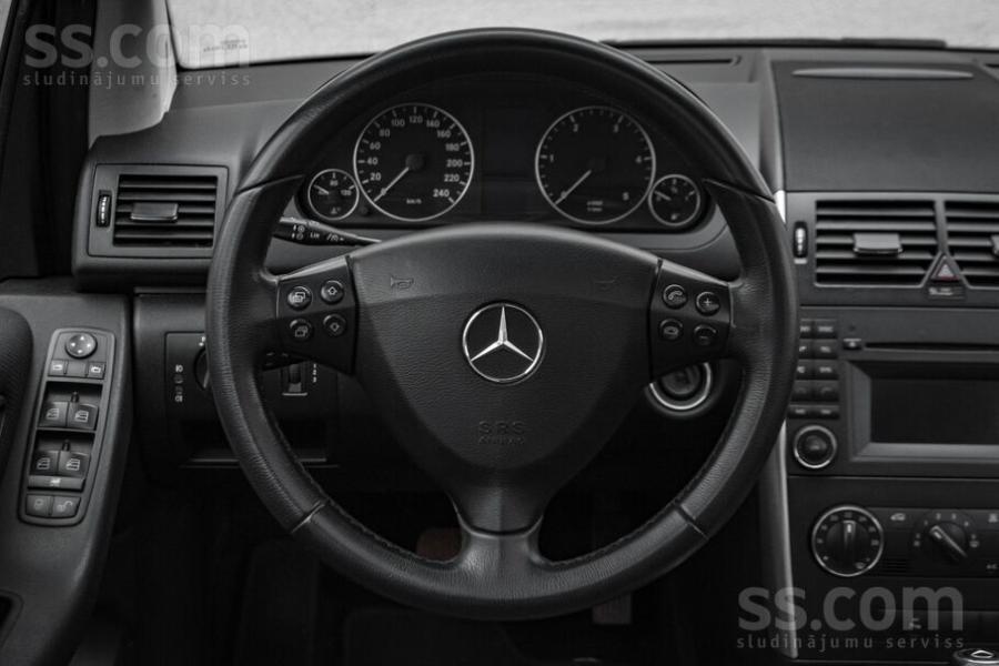 Pelēks Mercedes-Benz A 200 2008 Rīga, ar dzinēja tilpumu 2.00 L un nobraukumu 189 tūkst. km par 3990 €, foto 22 vietnē AUTOMOTO.COM.LV