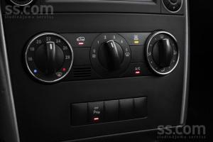 Pelēks Mercedes-Benz A 200 2008 Rīga, ar dzinēja tilpumu 2.00 L un nobraukumu 189 tūkst. km par 3990 €, foto 25 vietnē AUTOMOTO.COM.LV