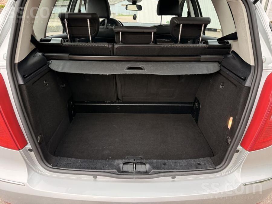 Grey Mercedes-Benz A 200 2010 in Liepaja, with an engine capacity of 2.00 L and mileage of 221 thousand km for 3950 €, photo 15 on AUTOMOTO.COM.LV