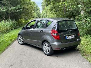 Pelēks Mercedes-Benz A 200 2010 Kauņa, ar dzinēja tilpumu 2.00 L un nobraukumu 106 tūkst. km par 2999 €, foto 6 vietnē AUTOMOTO.COM.LV