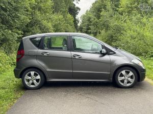 Pelēks Mercedes-Benz A 200 2010 Kauņa, ar dzinēja tilpumu 2.00 L un nobraukumu 106 tūkst. km par 2999 €, foto 11 vietnē AUTOMOTO.COM.LV