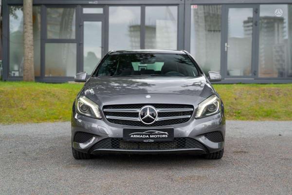 Pelēks Mercedes-Benz A 200 2012 Viļņa, ar dzinēja tilpumu 1.80 L un nobraukumu 152 tūkst. km par 8500 €, foto 4 vietnē AUTOMOTO.COM.LV