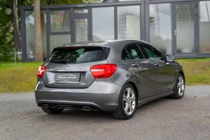 Grey Mercedes-Benz A 200 2012 in Vilnius, with an engine capacity of 1.80 L and mileage of 152 thousand km for 8500 €, photo 17 on AUTOMOTO.COM.LV