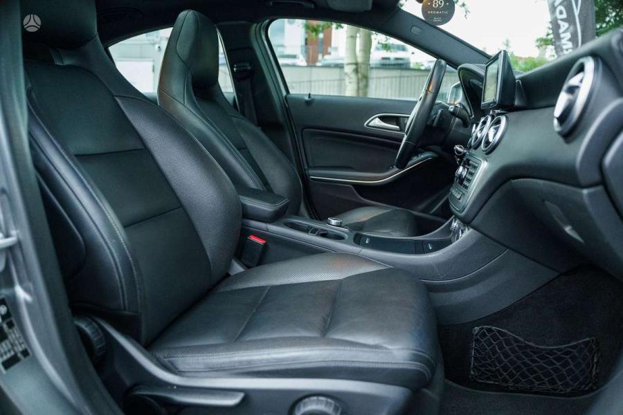 Grey Mercedes-Benz A 200 2012 in Vilnius, with an engine capacity of 1.80 L and mileage of 152 thousand km for 8500 €, photo 24 on AUTOMOTO.COM.LV