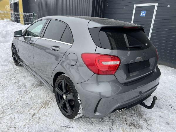 Pelēks Mercedes-Benz A 200 2013 Alīta, ar dzinēja tilpumu 1.80 L un nobraukumu 201 tūkst. km par 7800 €, foto 9 vietnē AUTOMOTO.COM.LV
