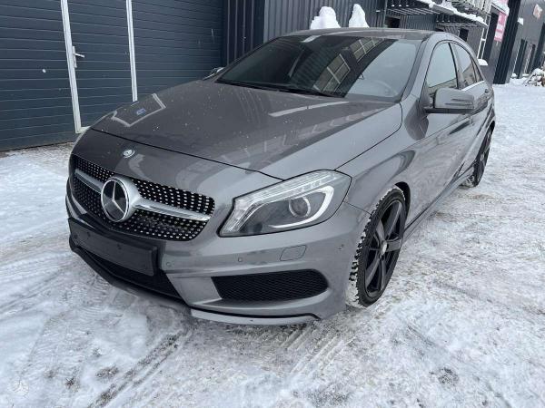 Pelēks Mercedes-Benz A 200 2013 Alīta, ar dzinēja tilpumu 1.80 L un nobraukumu 201 tūkst. km par 7600 €, foto 1 vietnē AUTOMOTO.COM.LV
