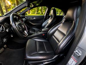 Pelēks Mercedes-Benz A 200 2013 Viļņa, ar dzinēja tilpumu 1.80 L un nobraukumu 203 tūkst. km par 8000 €, foto 10 vietnē AUTOMOTO.COM.LV