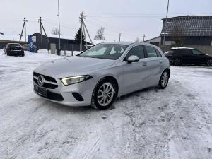 Grey Mercedes-Benz A 200 2018 in Taurage, with an engine capacity of 1.30 L and mileage of 260 thousand km for 10900 €, photo 2 on AUTOMOTO.COM.LV
