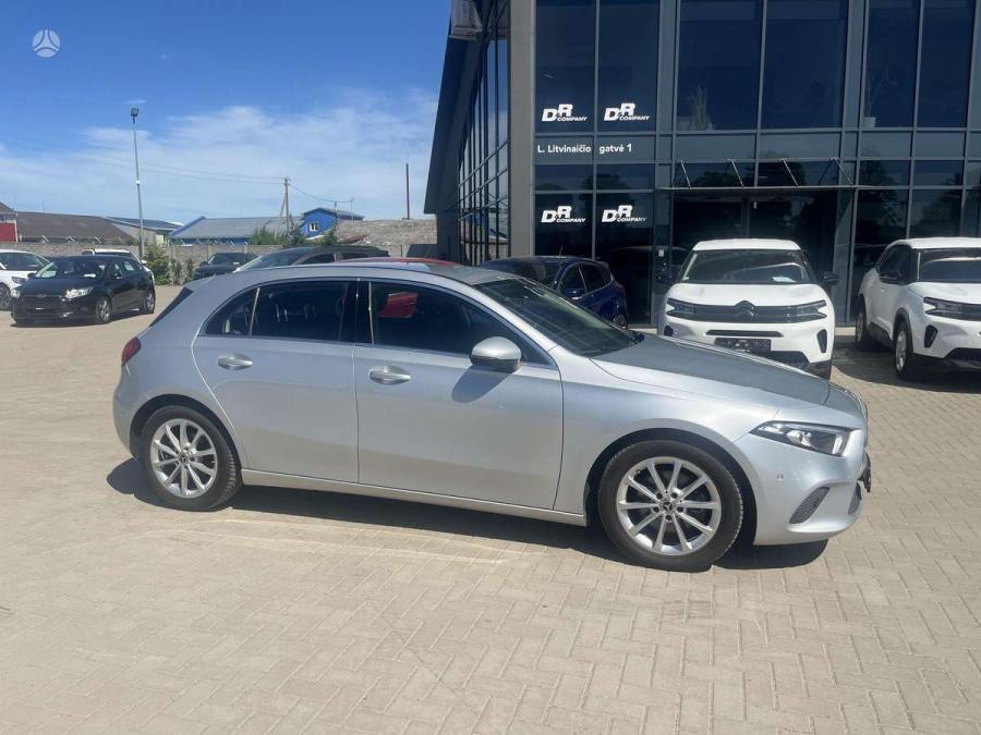 Grey Mercedes-Benz A 200 2018 in Taurage, with an engine capacity of 1.30 L and mileage of 260 thousand km for 10500 €, photo 1 on AUTOMOTO.COM.LV