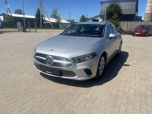Grey Mercedes-Benz A 200 2018 in Taurage, with an engine capacity of 1.30 L and mileage of 260 thousand km for 10500 €, photo 4 on AUTOMOTO.COM.LV