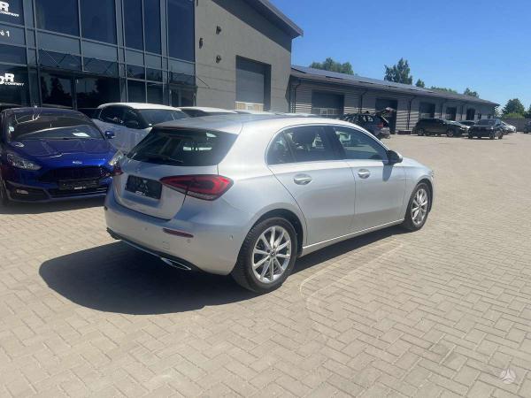 Grey Mercedes-Benz A 200 2018 in Taurage, with an engine capacity of 1.30 L and mileage of 260 thousand km for 10500 €, photo 7 on AUTOMOTO.COM.LV