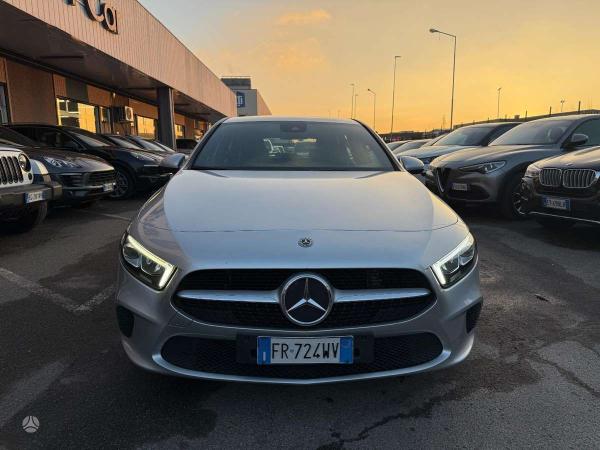 Grey Mercedes-Benz A 200 2018 in Utena, with an engine capacity of 1.33 L and mileage of 317 thousand km for 11500 €, photo 2 on AUTOMOTO.COM.LV