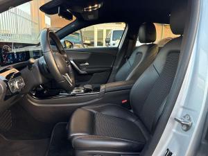 Pelēks Mercedes-Benz A 200 2018 Utena, ar dzinēja tilpumu 1.33 L un nobraukumu 317 tūkst. km par 11500 €, foto 9 vietnē AUTOMOTO.COM.LV