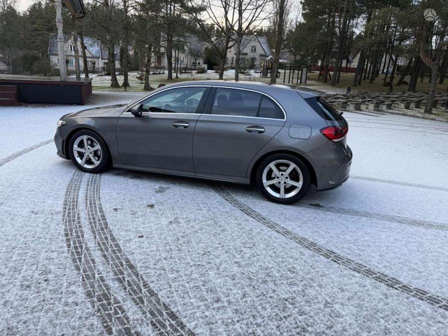 Grey Mercedes-Benz A 200 2019 in Taurage, with an engine capacity of 2.00 L and mileage of 110 thousand km for 18500 €, photo 8 on AUTOMOTO.COM.LV