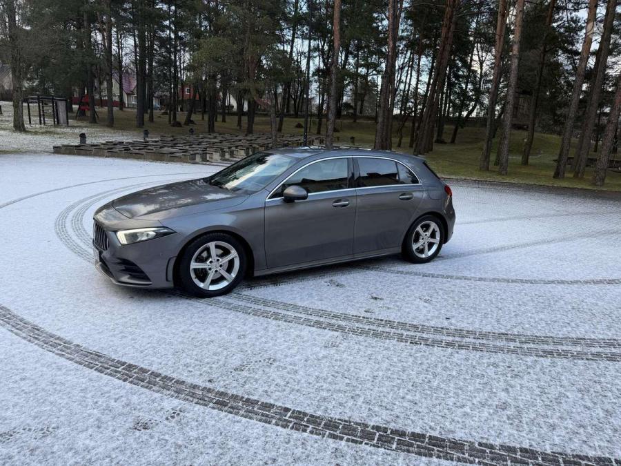 Grey Mercedes-Benz A 200 2019 in Taurage, with an engine capacity of 2.00 L and mileage of 110 thousand km for 18500 €, photo 9 on AUTOMOTO.COM.LV