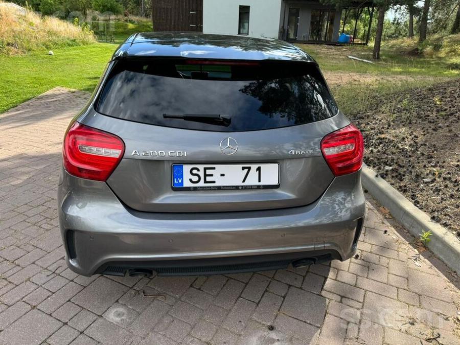 Grey Mercedes-Benz A 200 2014 in Riga, with an engine capacity of 2.00 L and mileage of 230 thousand km for 12500 €, photo 5 on AUTOMOTO.COM.LV