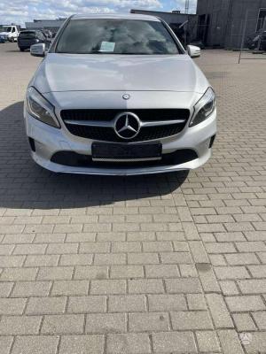 Grey Mercedes-Benz A 200 2017 in Marijampole, with an engine capacity of 2.14 L and mileage of 230 thousand km for 10900 €, photo 6 on AUTOMOTO.COM.LV