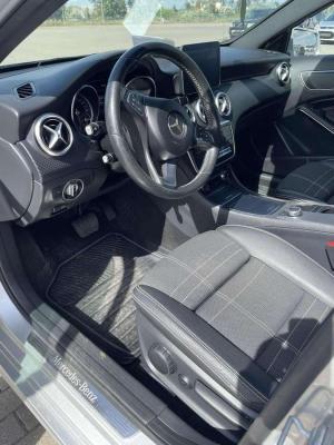 Grey Mercedes-Benz A 200 2017 in Marijampole, with an engine capacity of 2.14 L and mileage of 230 thousand km for 10900 €, photo 10 on AUTOMOTO.COM.LV
