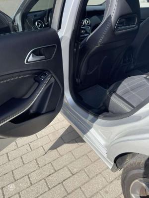 Grey Mercedes-Benz A 200 2017 in Marijampole, with an engine capacity of 2.14 L and mileage of 230 thousand km for 10900 €, photo 12 on AUTOMOTO.COM.LV