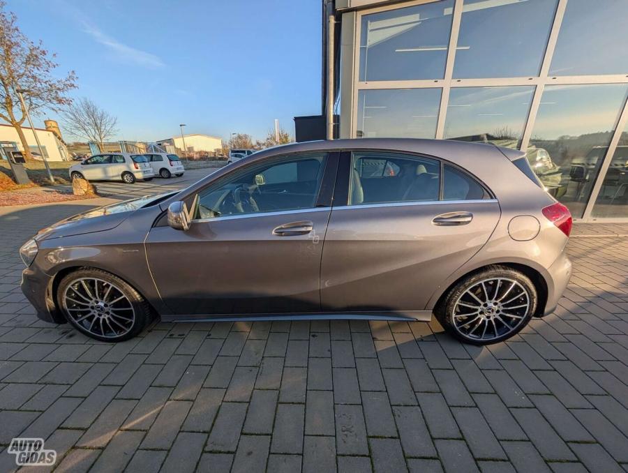 Grey Mercedes-Benz A 200 2018 in Kaunas, with an engine capacity of 1.60 L and mileage of 30 thousand km for 21781 €, photo 3 on AUTOMOTO.COM.LV