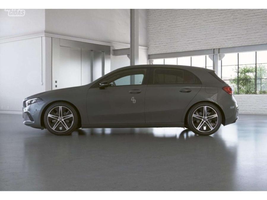 Grey Mercedes-Benz A 200 2020 in Kaunas, with an engine capacity of 1.30 L and mileage of 46 thousand km for 27426 €, photo 3 on AUTOMOTO.COM.LV