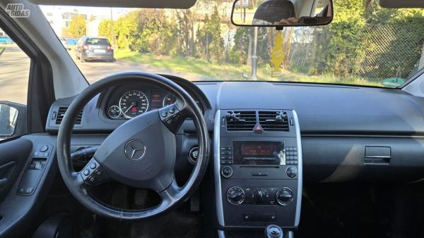 Mercedes-Benz A 200 2005 Prienai, ar dzinēja tilpumu 2.00 L un nobraukumu 281 tūkst. km par 1350 €, foto 8 vietnē AUTOMOTO.COM.LV