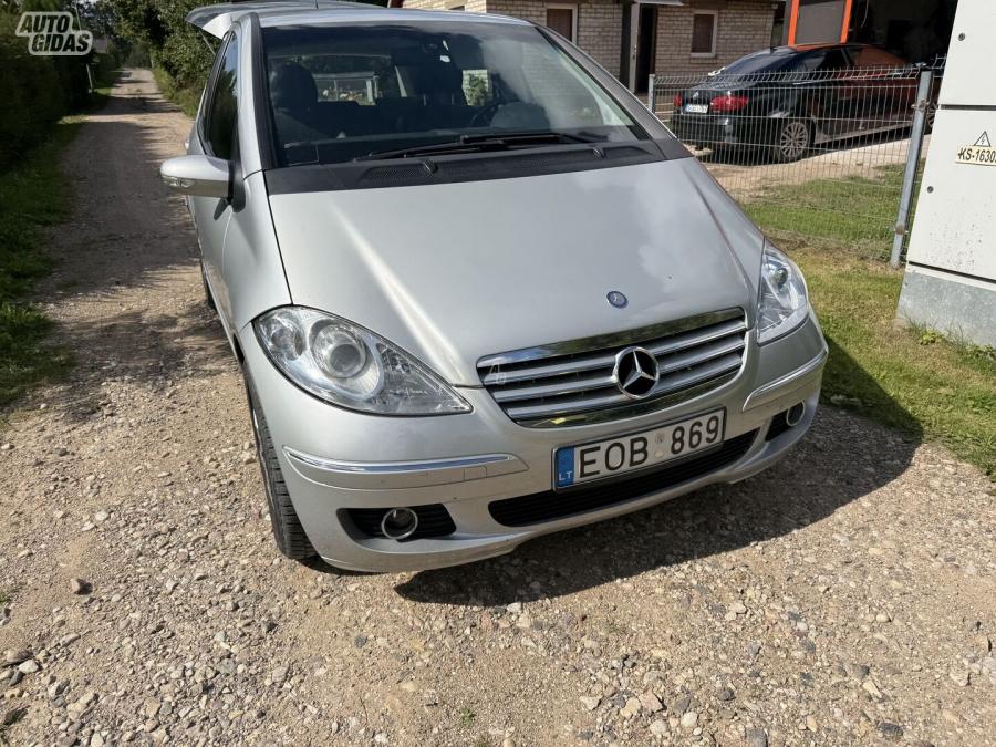 Mercedes-Benz A 200 2006 Viļņa, ar dzinēja tilpumu 2.00 L un nobraukumu 230 tūkst. km par 1650 €, foto 4 vietnē AUTOMOTO.COM.LV