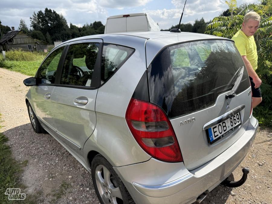 Mercedes-Benz A 200 2006 Viļņa, ar dzinēja tilpumu 2.00 L un nobraukumu 230 tūkst. km par 1650 €, foto 10 vietnē AUTOMOTO.COM.LV