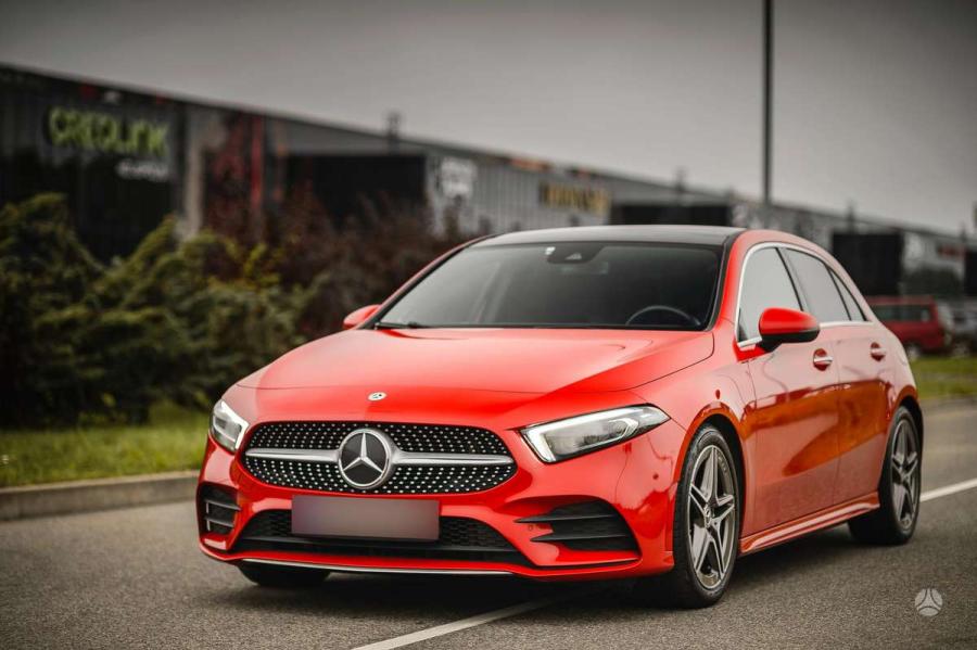 Red Mercedes-Benz A 200 2018 in Kaunas, with an engine capacity of 1.30 L and mileage of 186 thousand km for 16950 €, photo 9 on AUTOMOTO.COM.LV