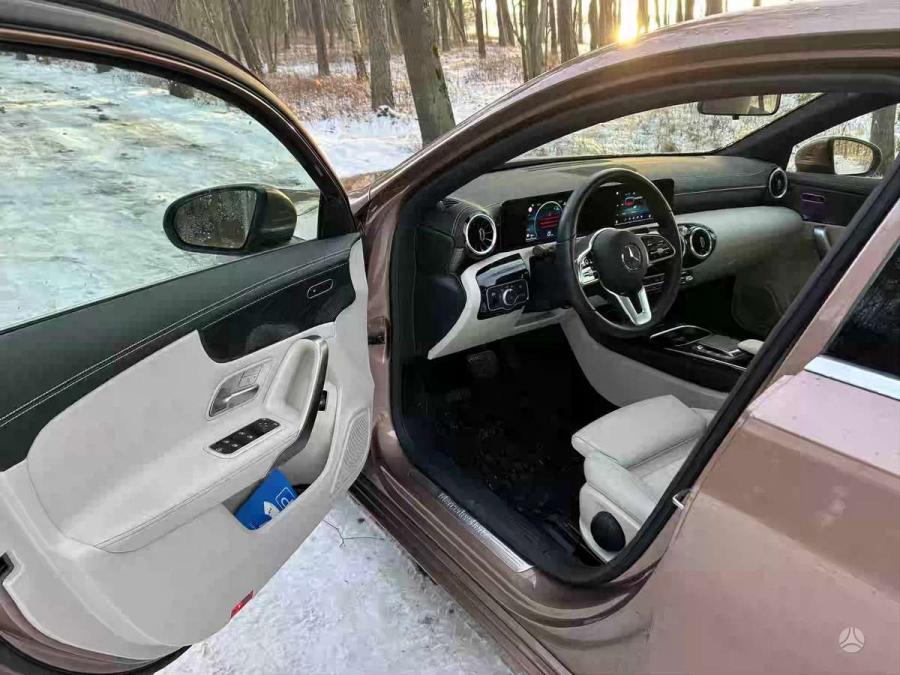 Mercedes-Benz A 200 2022 in Tallinn, with an engine capacity of 1.95 L and mileage of 90 thousand km for 23750 €, photo 10 on AUTOMOTO.COM.LV