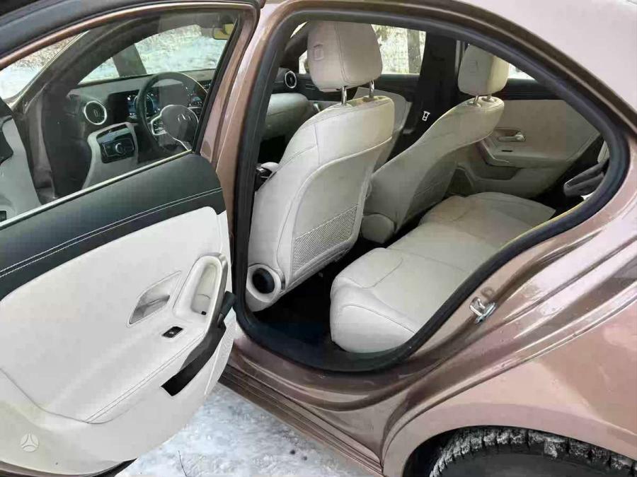 Mercedes-Benz A 200 2022 in Tallinn, with an engine capacity of 1.95 L and mileage of 90 thousand km for 23750 €, photo 11 on AUTOMOTO.COM.LV
